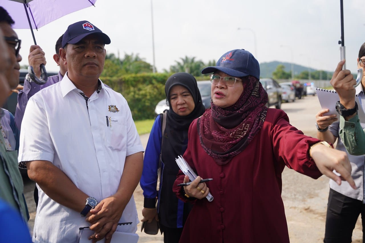 LAWATAN KERJA RASMI KETUA PENGARAH BIRO PENGADUAN AWAM KE DAERAH ...