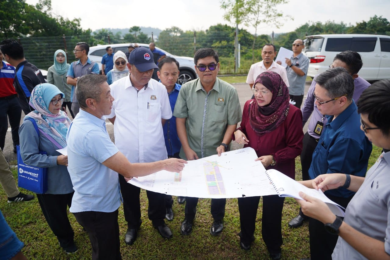 LAWATAN KERJA RASMI KETUA PENGARAH BIRO PENGADUAN AWAM KE DAERAH ...