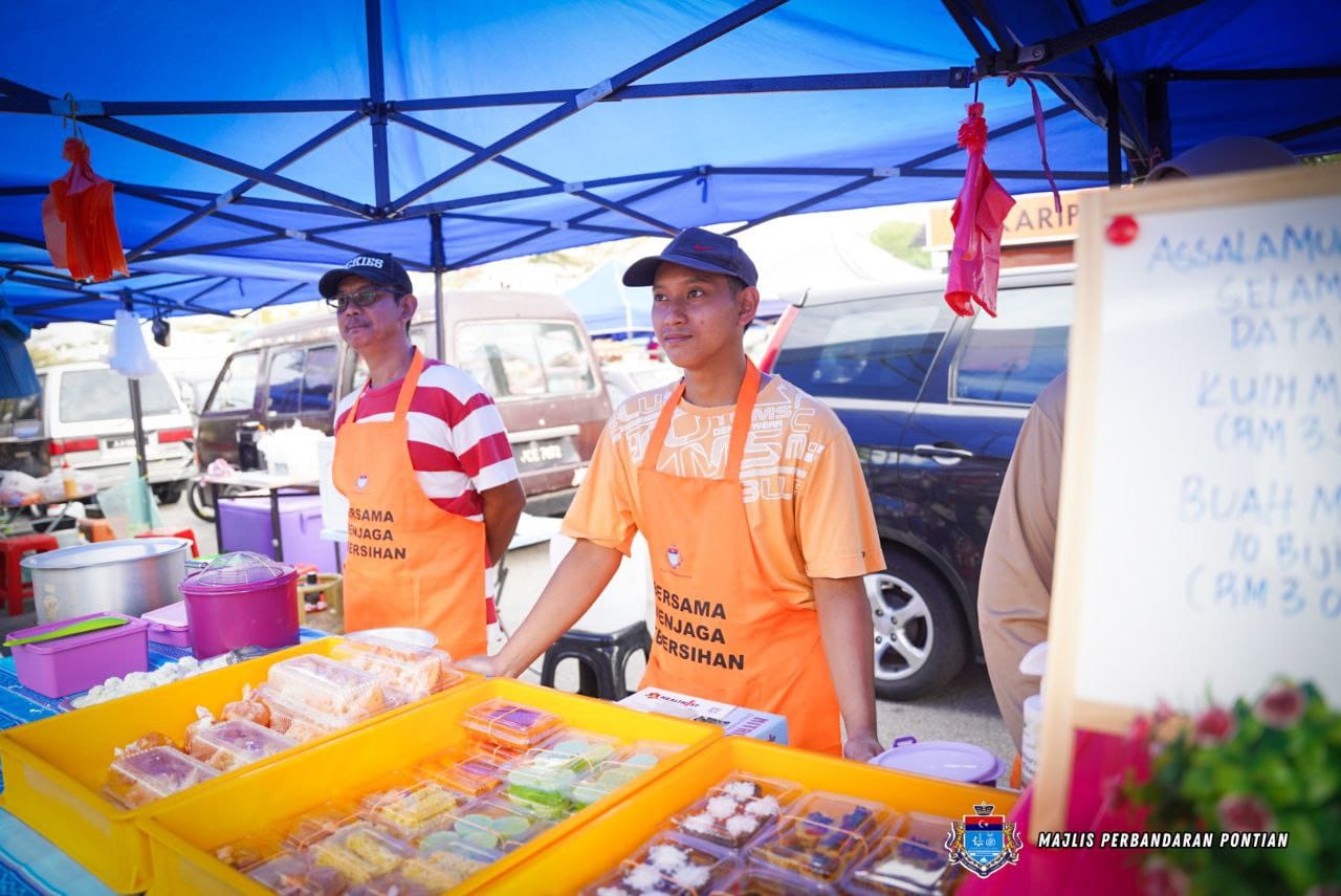 LAWATAN PEMANTAUAN YANG DIPERTUA MAJLIS PERBANDARAN PONTIAN KE BAZAR ...