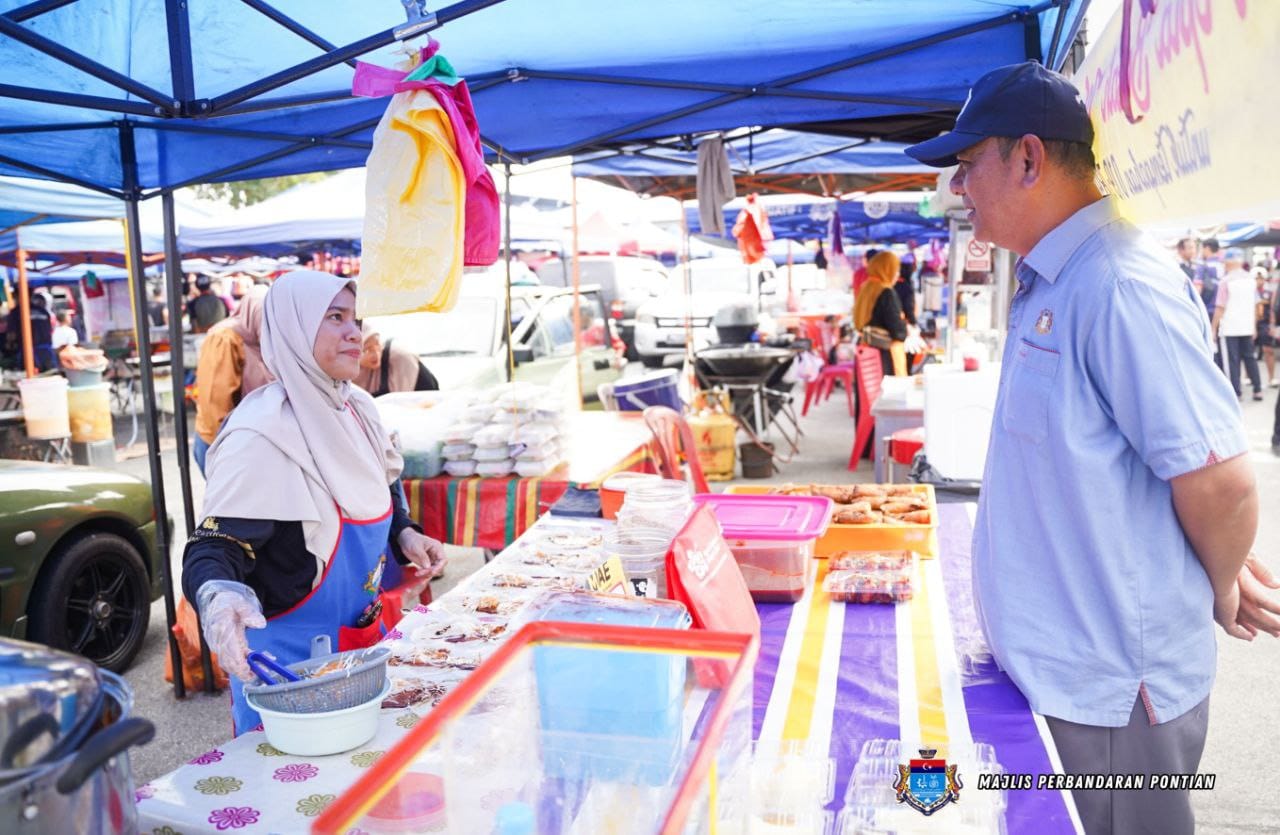 LAWATAN PEMANTAUAN YANG DIPERTUA MAJLIS PERBANDARAN PONTIAN KE BAZAR ...