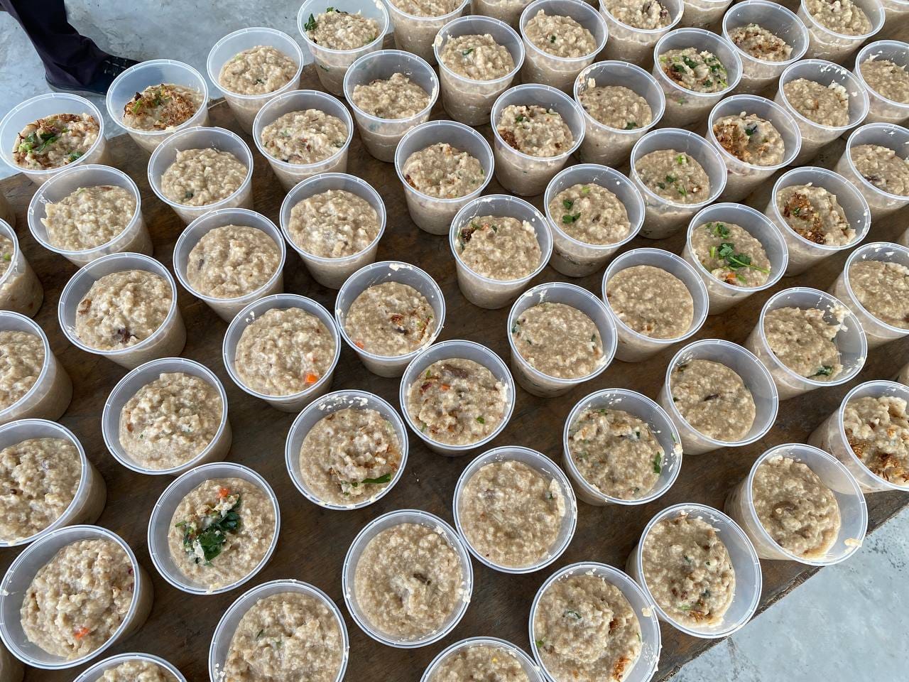 PONTIAN DI HATIKU ZON BENUT A : PROGRAM MEMASAK DAN MENGEDAR BUBUR ...